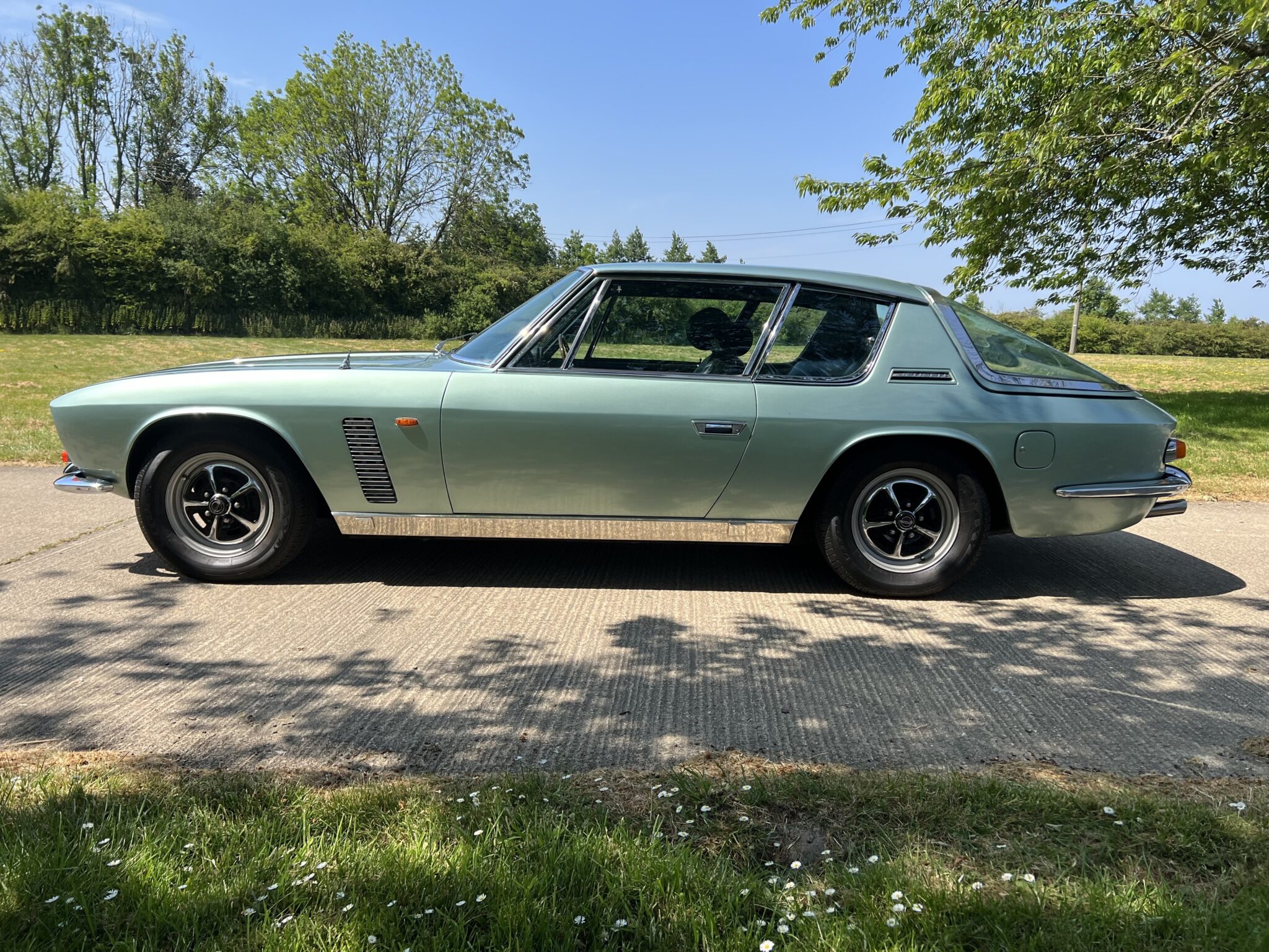 1969 Jensen Interceptor – Classic Automobiles London
